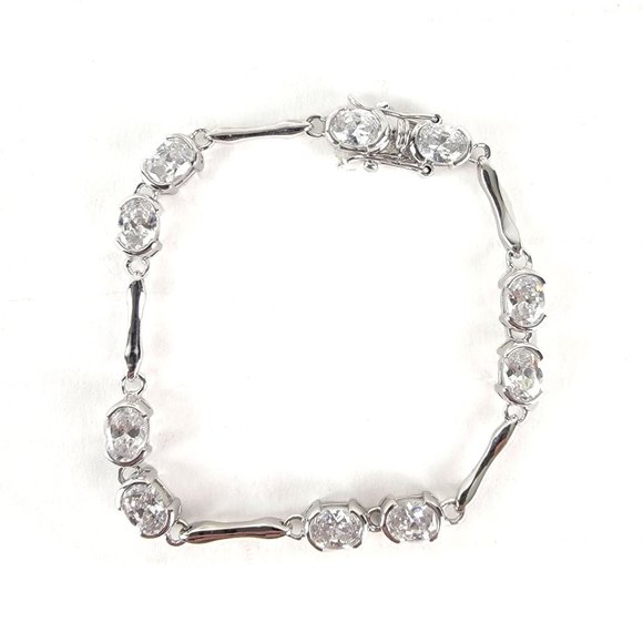 Lia Sophia | Jewelry | Lia Sophia Silver Plated Jeweled Bracelet | Poshmark